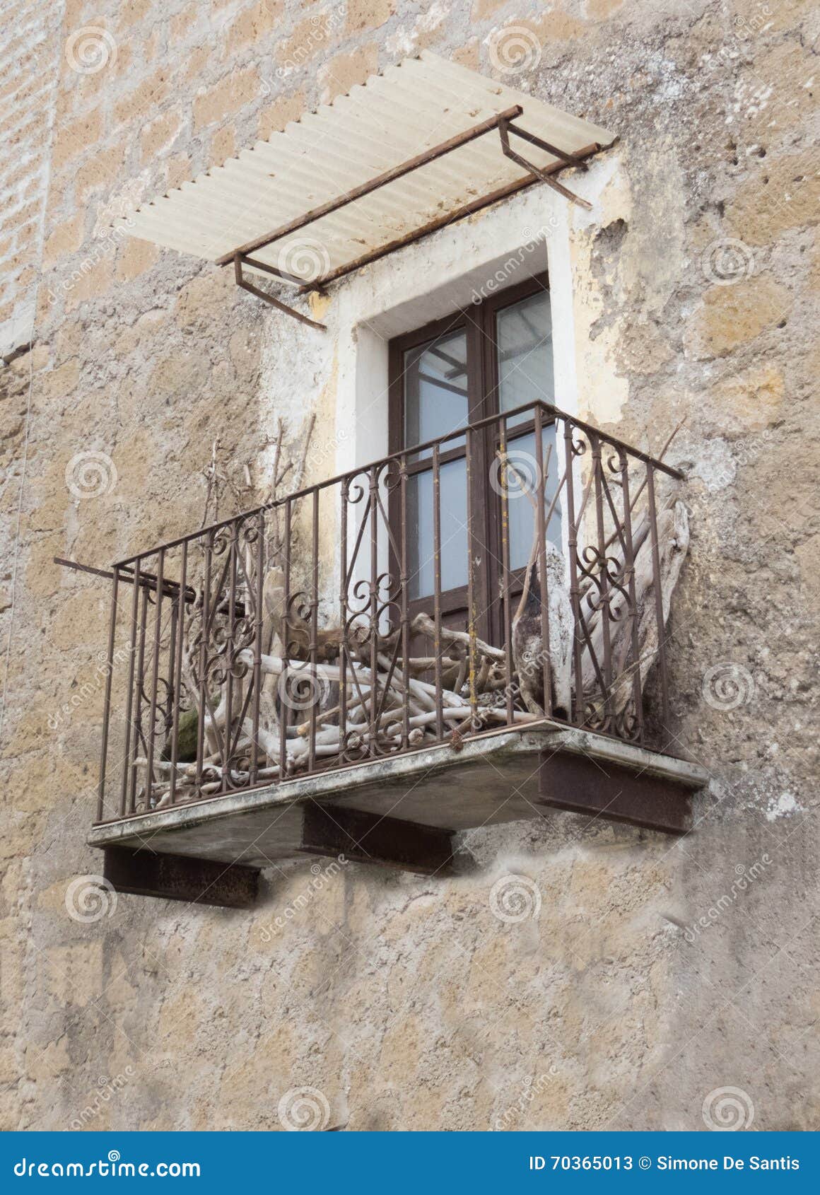 Ancient balcony in Calcata stock image. Image of apartment - 70365013