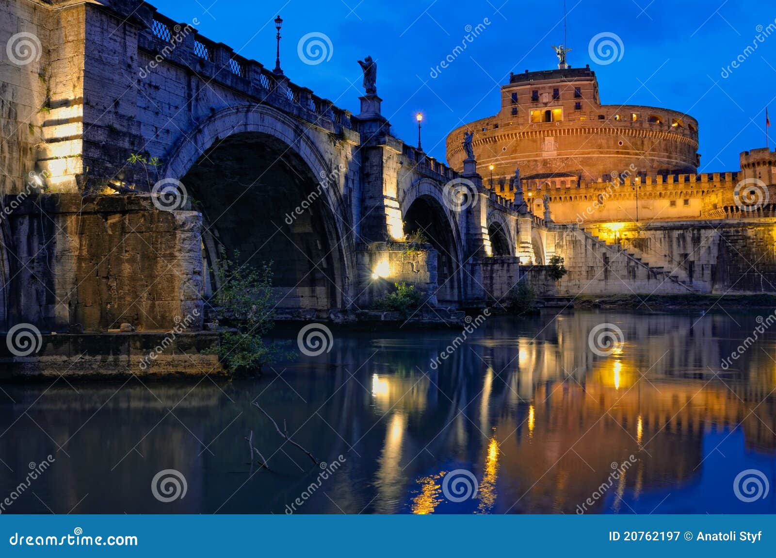 Ancient Bridge stock image. Image of famous, monument - 20762197