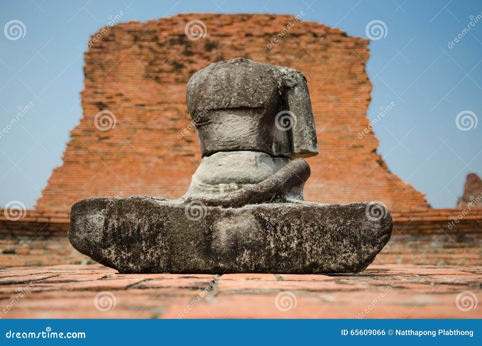 Ancient broken statue stock photo. Image of meditation - 65609066