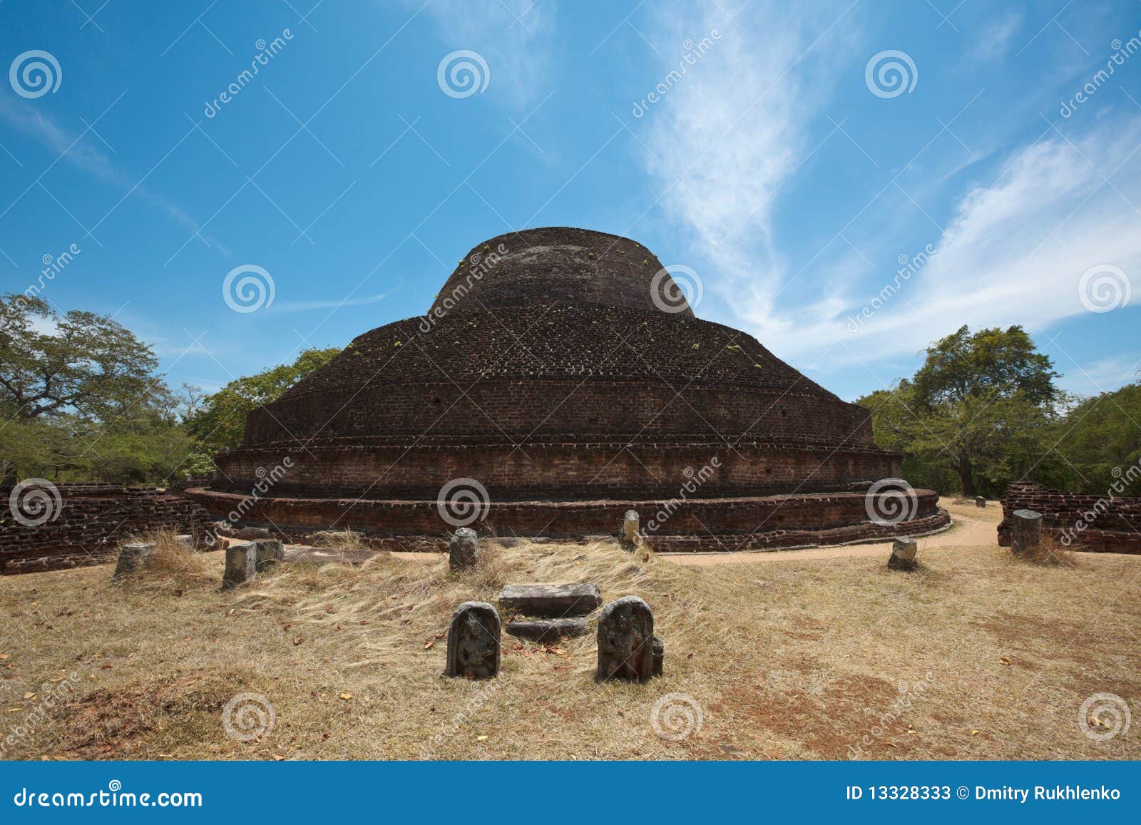 Pabula Vihara Parakramabahu Vihara In The Ancient City Polonnaruwa, Sri ...