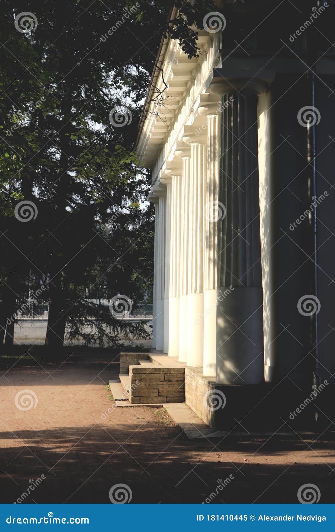 Ancient Building Pillars Row Stock Image - Image of columns, park ...