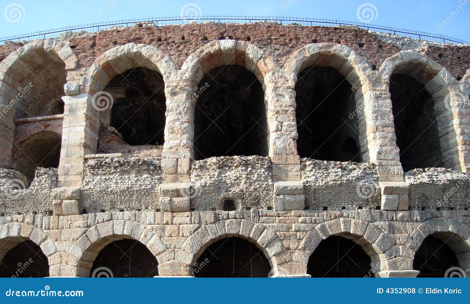 Ancient building ruins stock photo. Image of arches, destroyed - 4352908