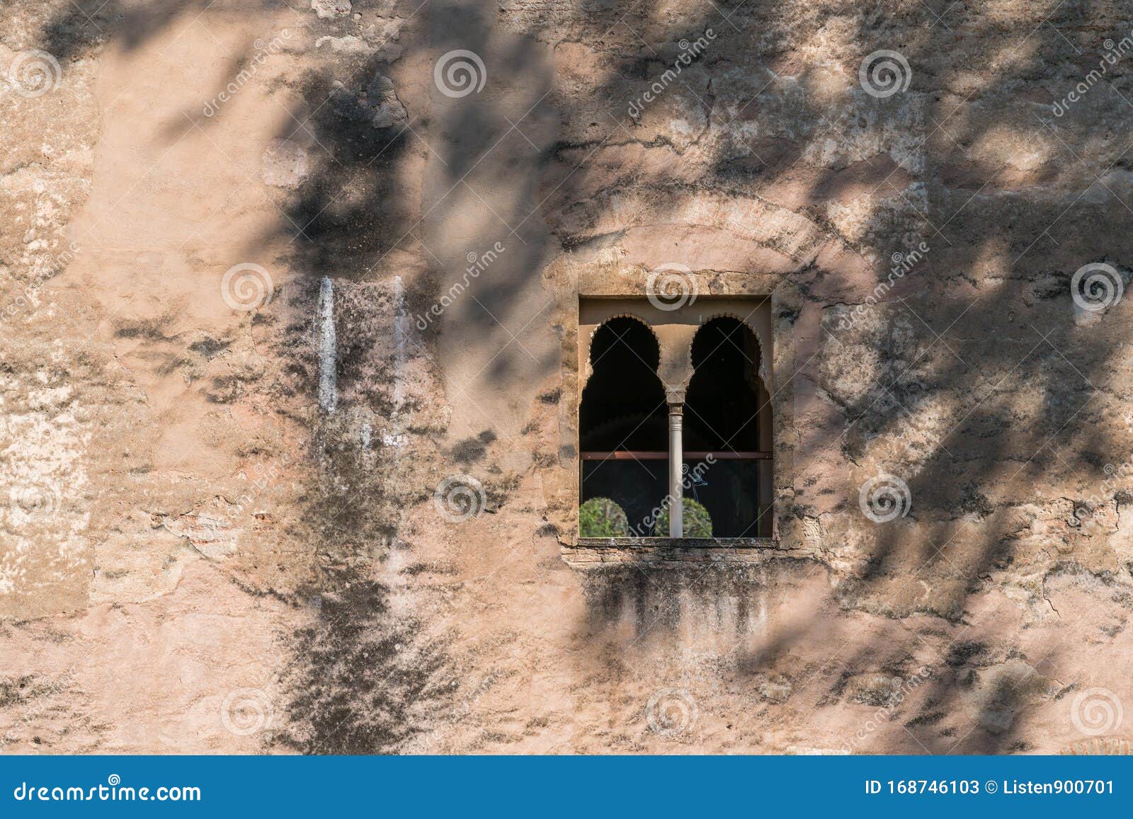 Ancient Building Wall with Arabic Style Window in the Shadow Stock ...