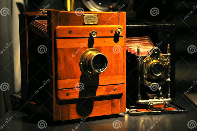 Ancient camera editorial stock image. Image of close - 17266549