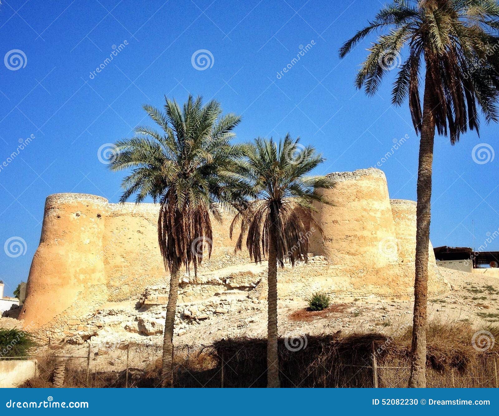 Ancient Castle in Tarout Island Stock Photo - Image of ancient, castle ...