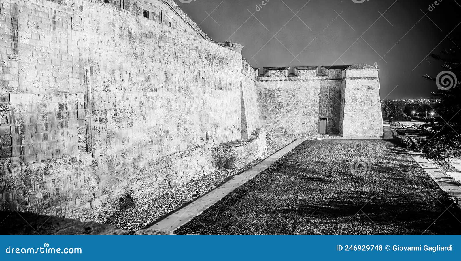 Ancient Castle Walls of La Valletta at Night, Malta Stock Photo - Image ...