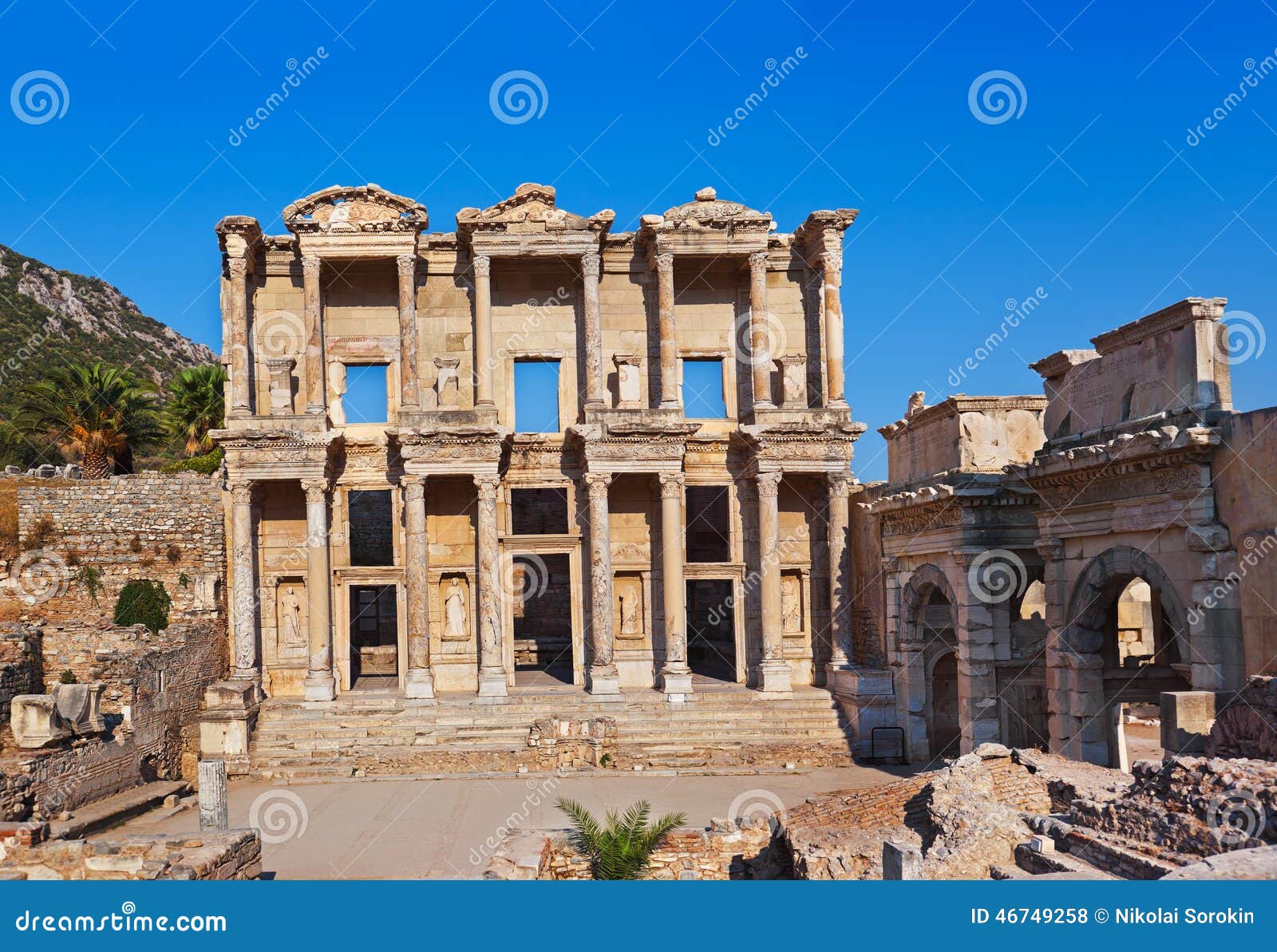 Ancient Celsius Library in Ephesus Turkey Stock Photo - Image of celsus ...
