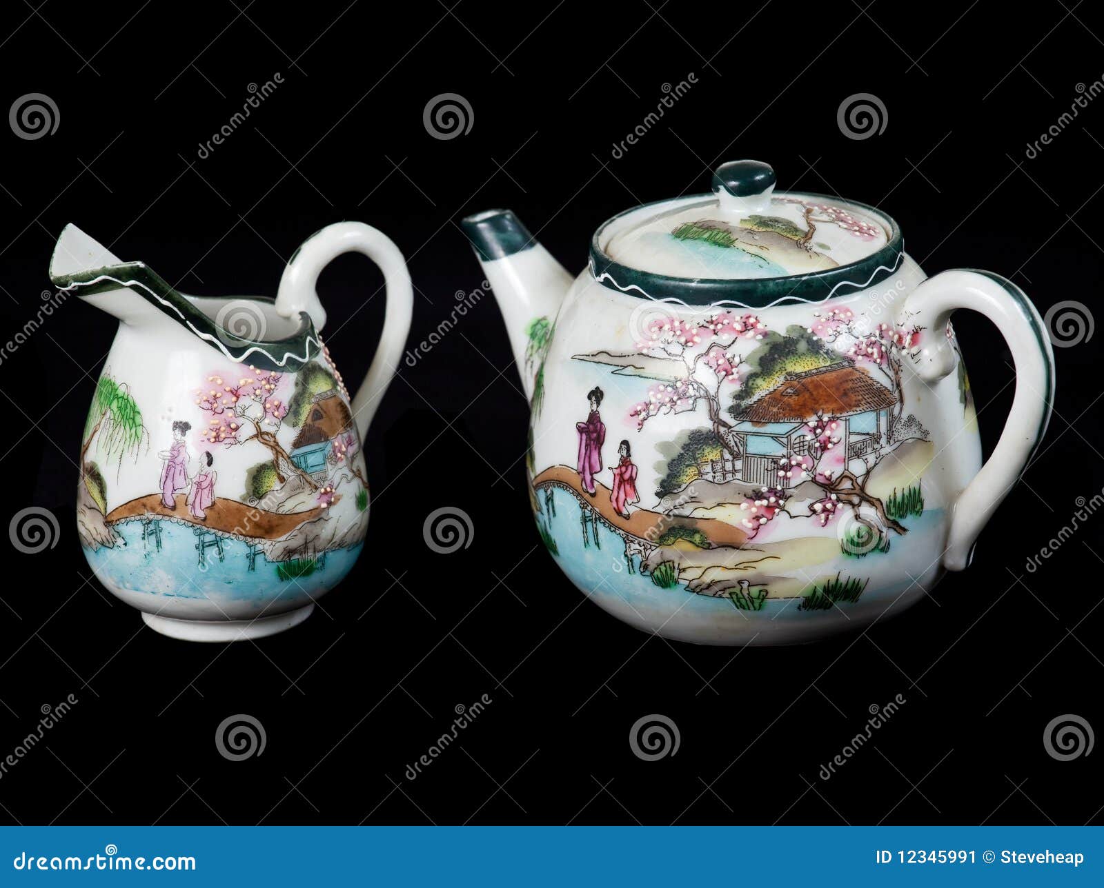 Ancient China Teapot and Milk Jug Stock Image - Image of lotus, east ...