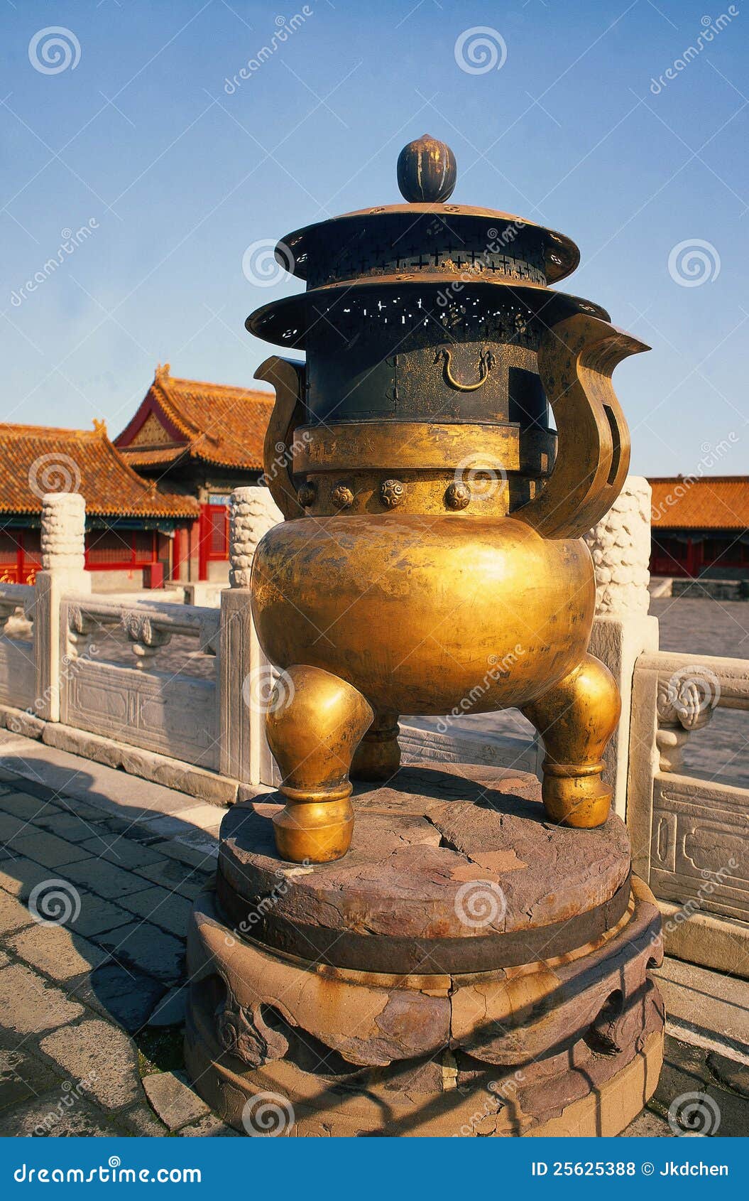 Ancient China Zhong Ding stock photo. Image of bell, statue - 25625388