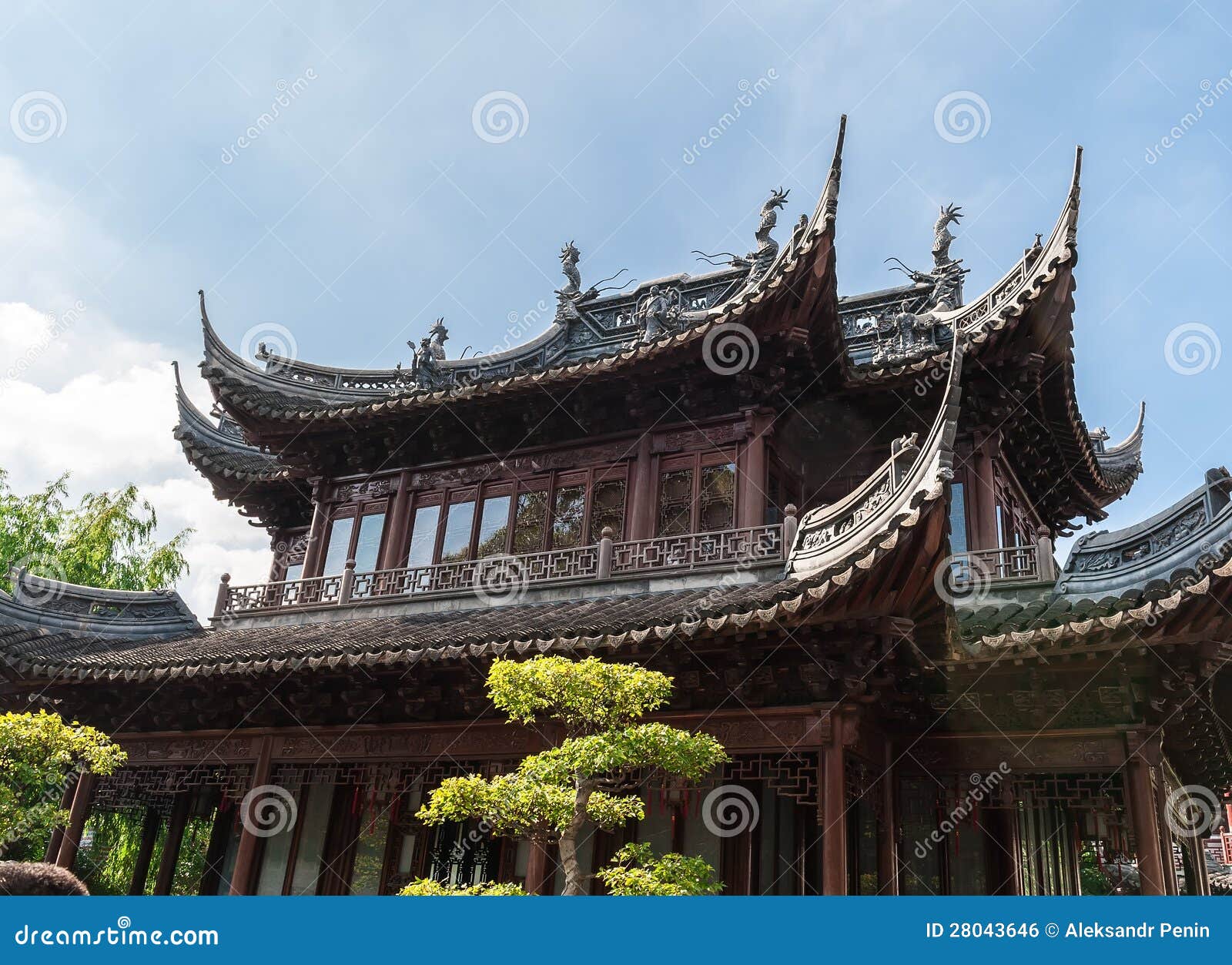 Ancient Chinese monastery stock photo. Image of summer - 28043646