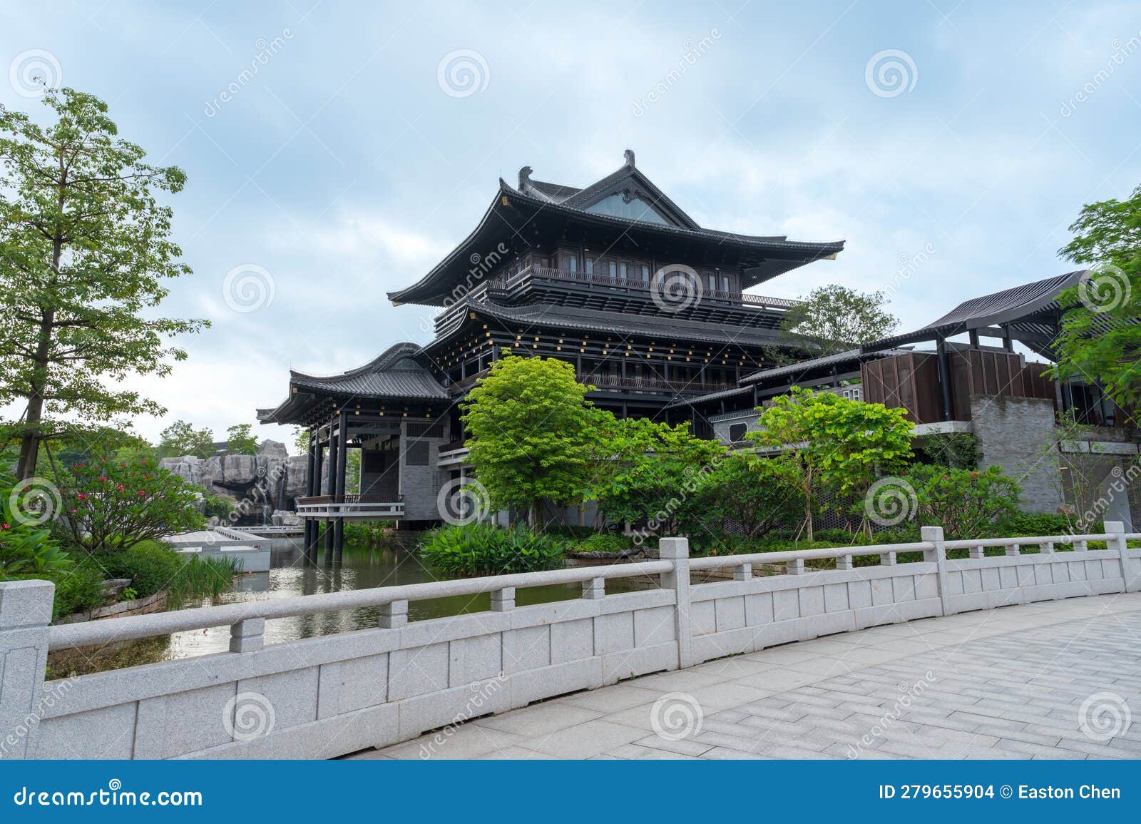 Ancient Chinese Palace Architecture Stock Photo - Image of castles ...