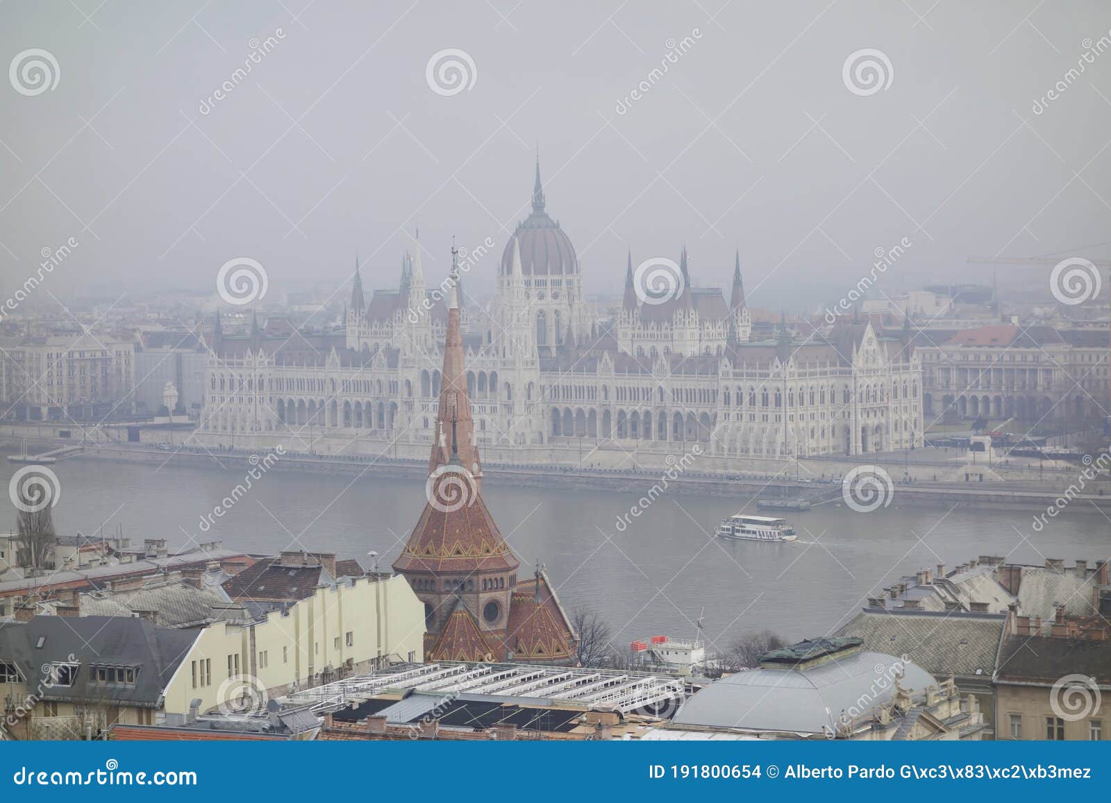 Ancient city of Budapest editorial stock image. Image of park - 191800654