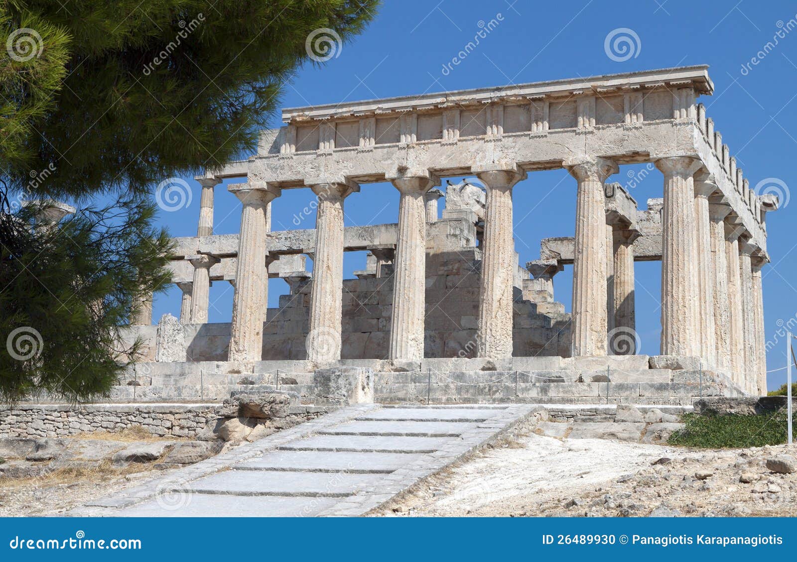 Ancient Classical Temple in Greece Stock Photo - Image of aphaea, doric ...