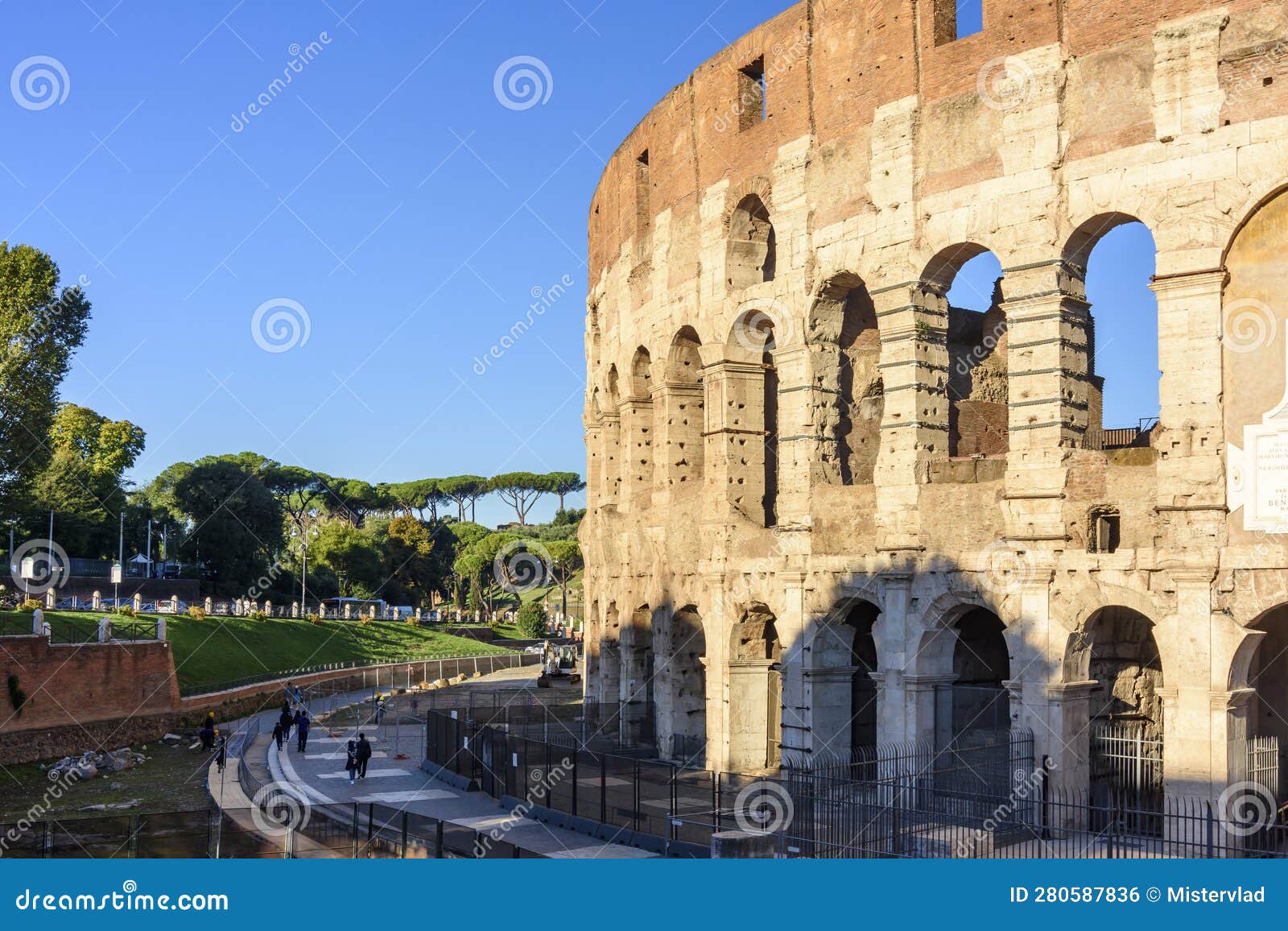 Ancient Colosseum (Coliseum) Building in Rome, Italy Stock Photo ...