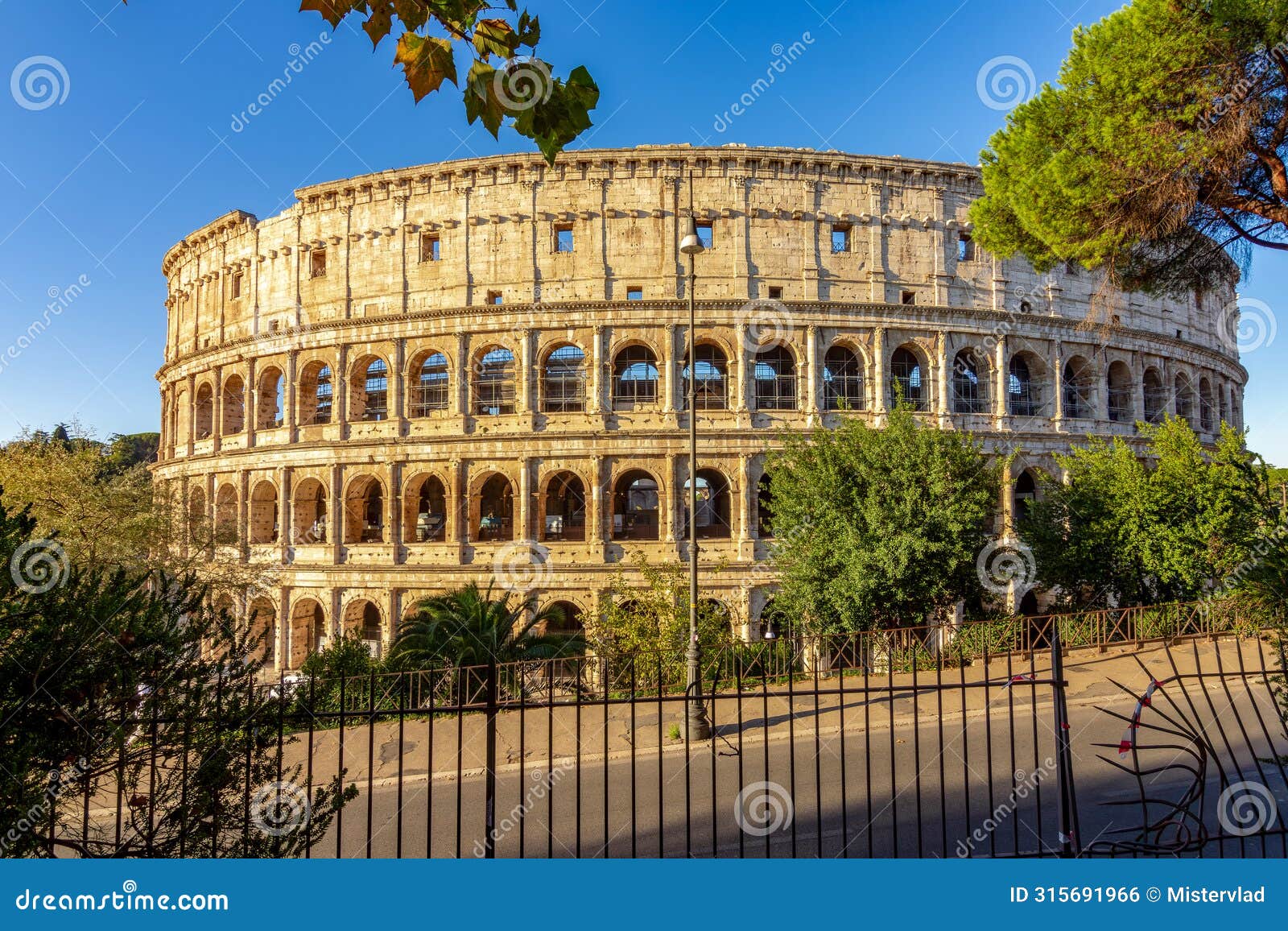 Ancient Colosseum (Coliseum) Building in Rome, Italy Stock Photo ...