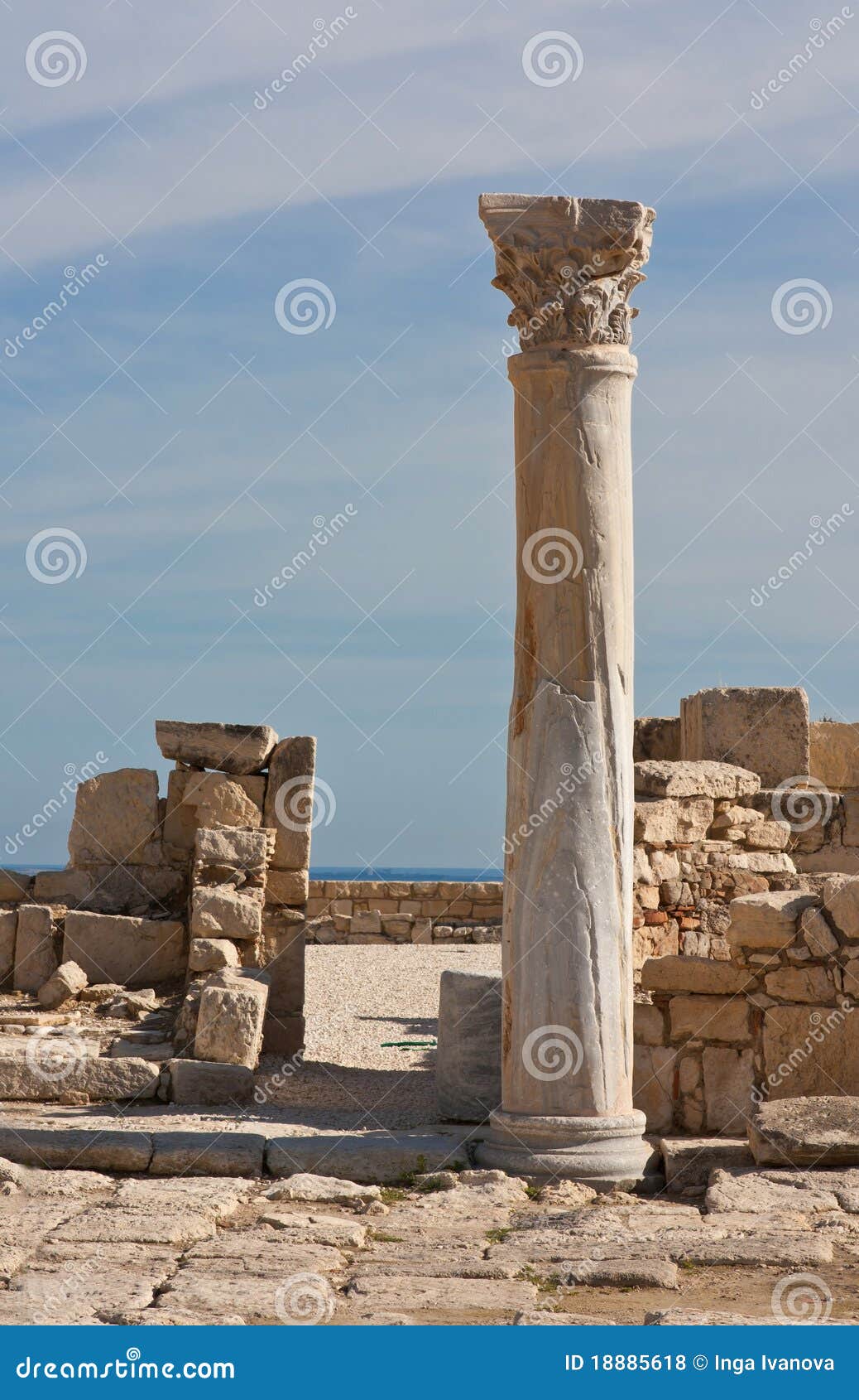 Ancient column stock photo. Image of architecture, ruined - 18885618