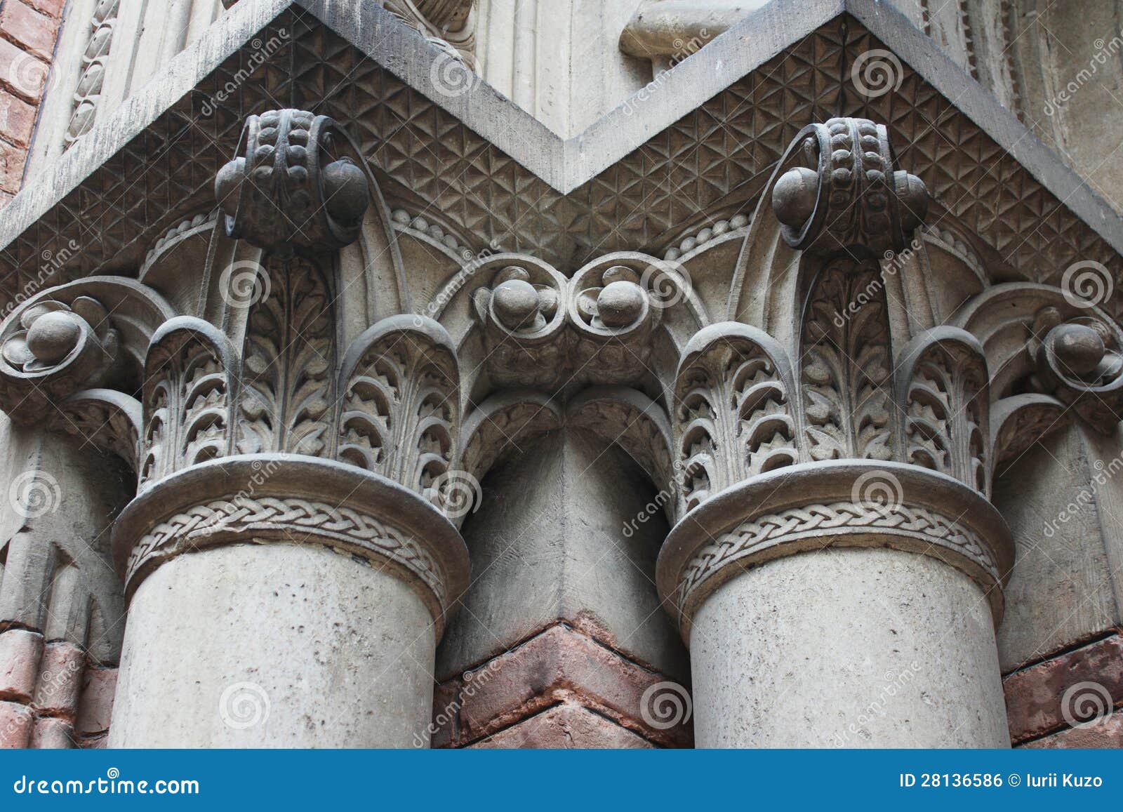 Corinthian Style Columns Stock Photo | CartoonDealer.com #34607106