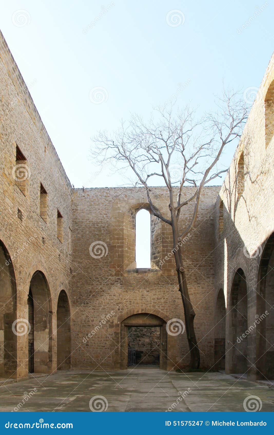 77,013 Ancient Courtyard Photos - Free & Royalty-Free Stock Photos from ...