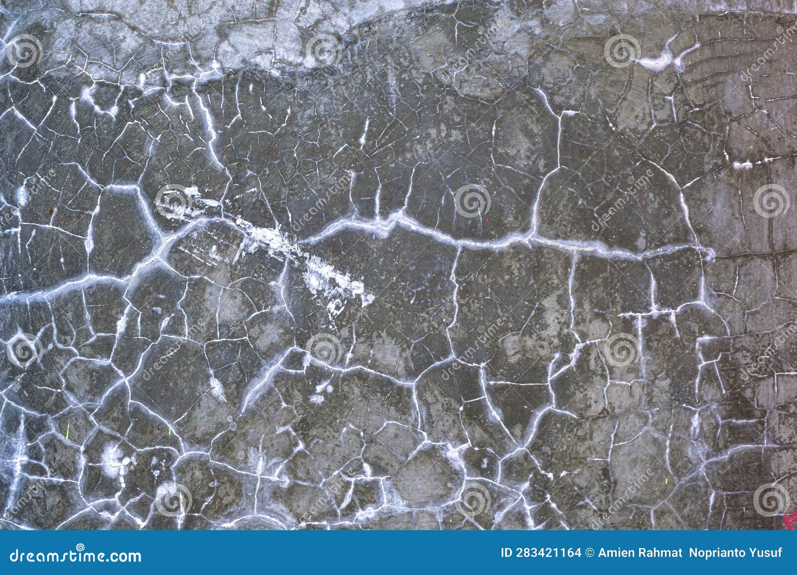 An Ancient Crack Texture in the Wall Stock Photo - Image of abstract ...