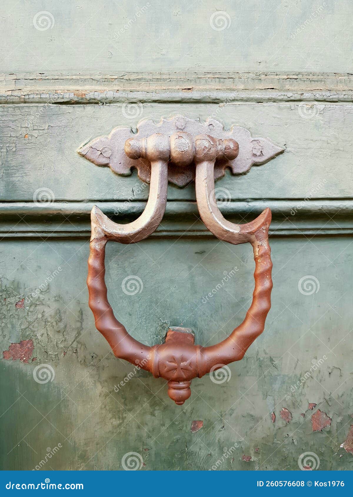 Iron Door Handle in the Shape of a Horseshoe Stock Illustration ...