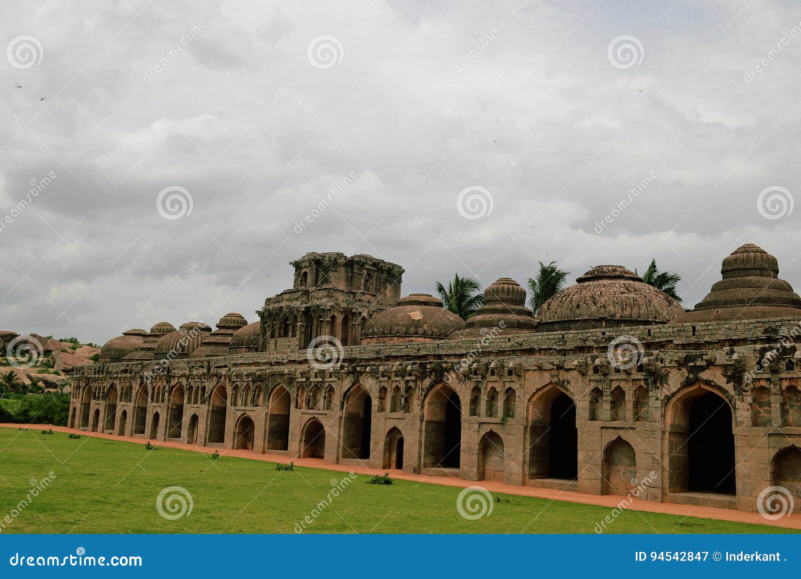 Elephant Astabal Photos - Free & Royalty-Free Stock Photos from Dreamstime