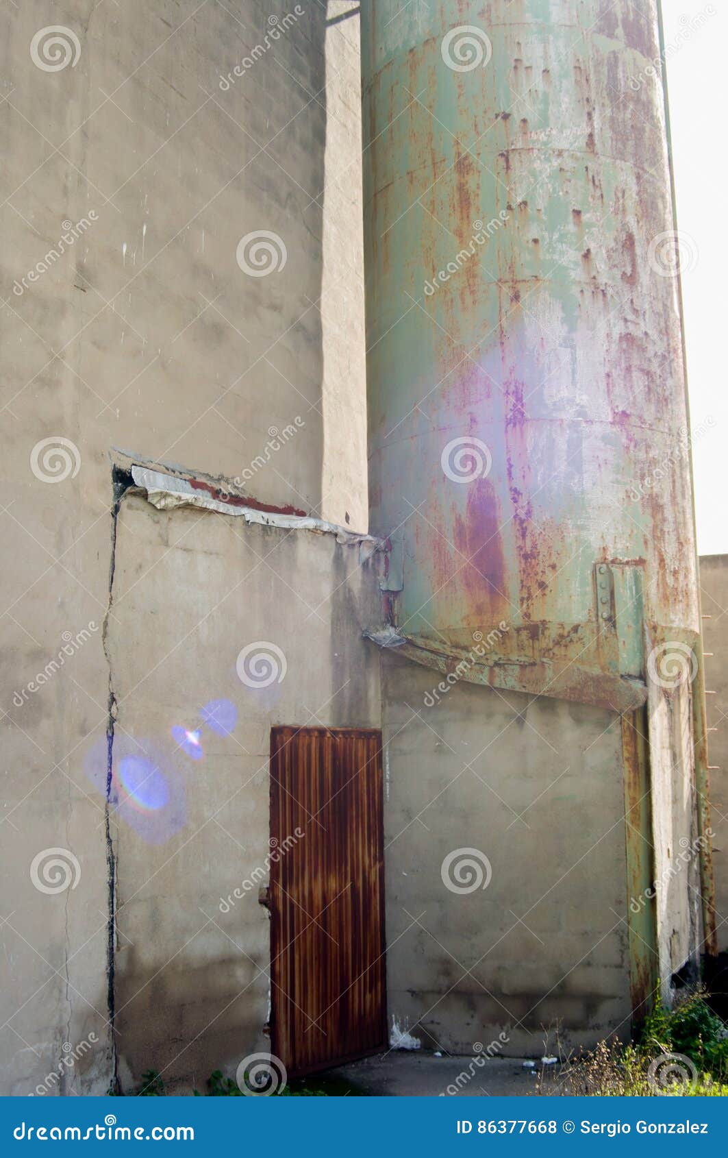 Ancient factory stock photo. Image of rusty, warehouse - 86377668