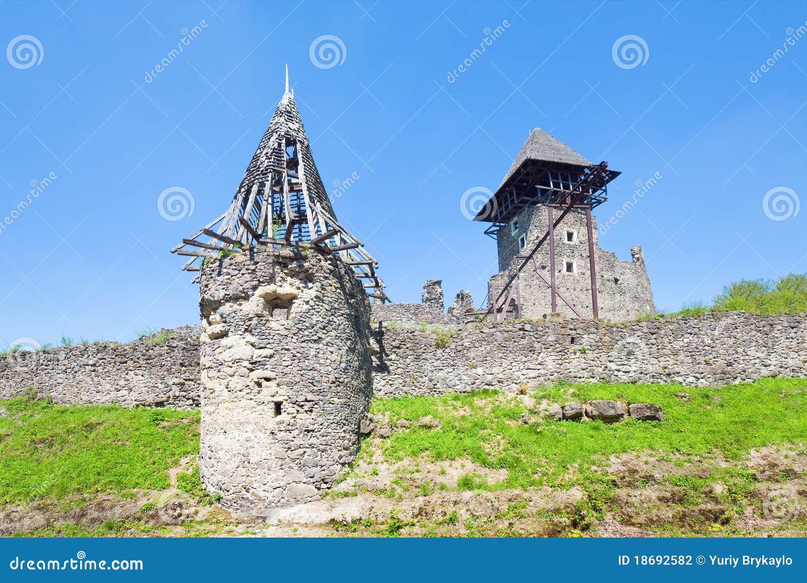 Ancient fortress ruins stock photo. Image of ancient - 18692582