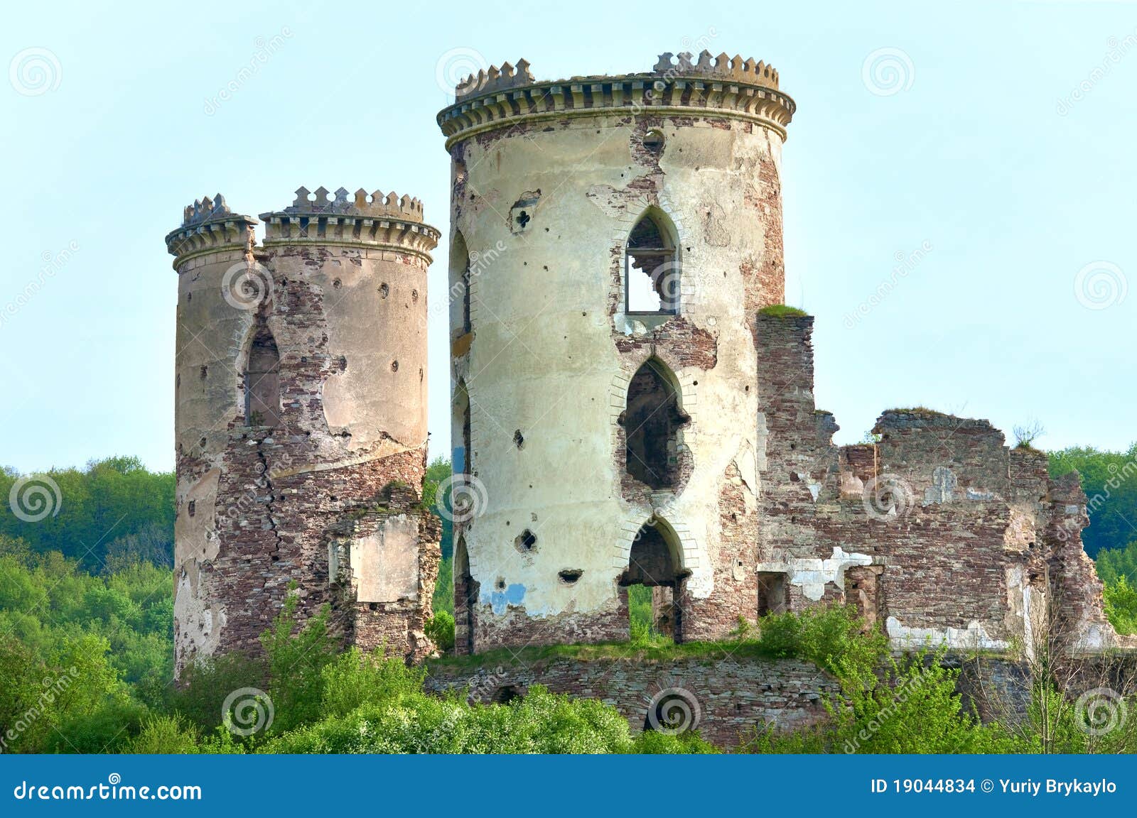 Ancient fortress ruins stock photo. Image of fortification - 19044834