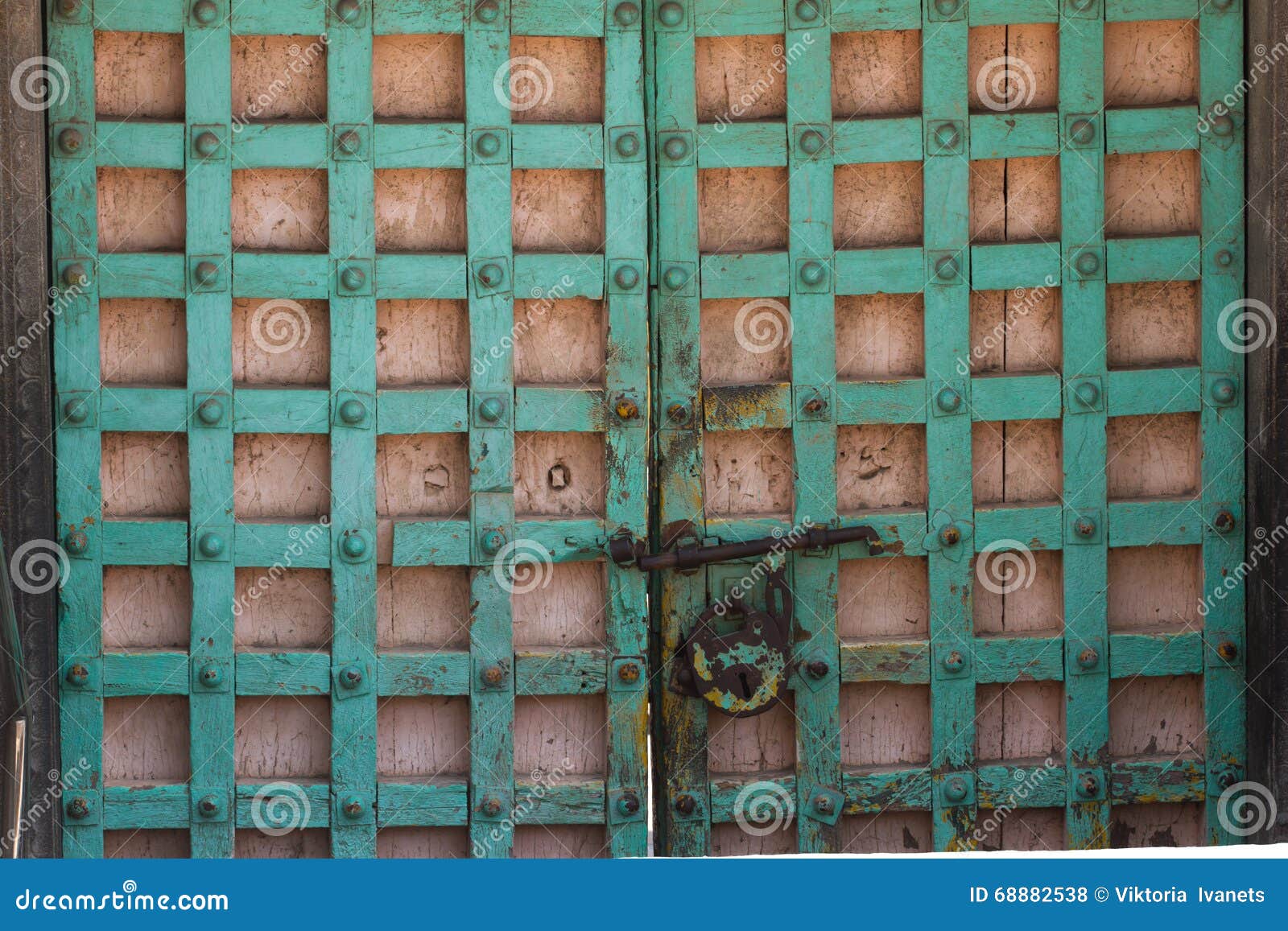 Ancient Gate in the Castle with a Lock. Cell Ornament Structure Stock ...