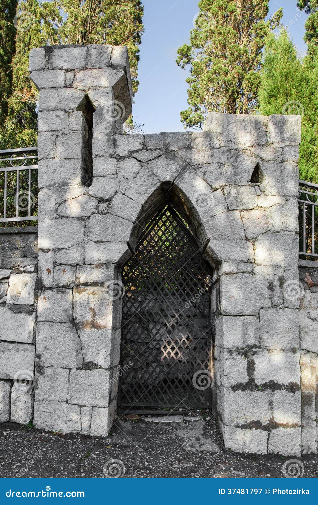 Ancient gate stock image. Image of green, front, house - 37481797