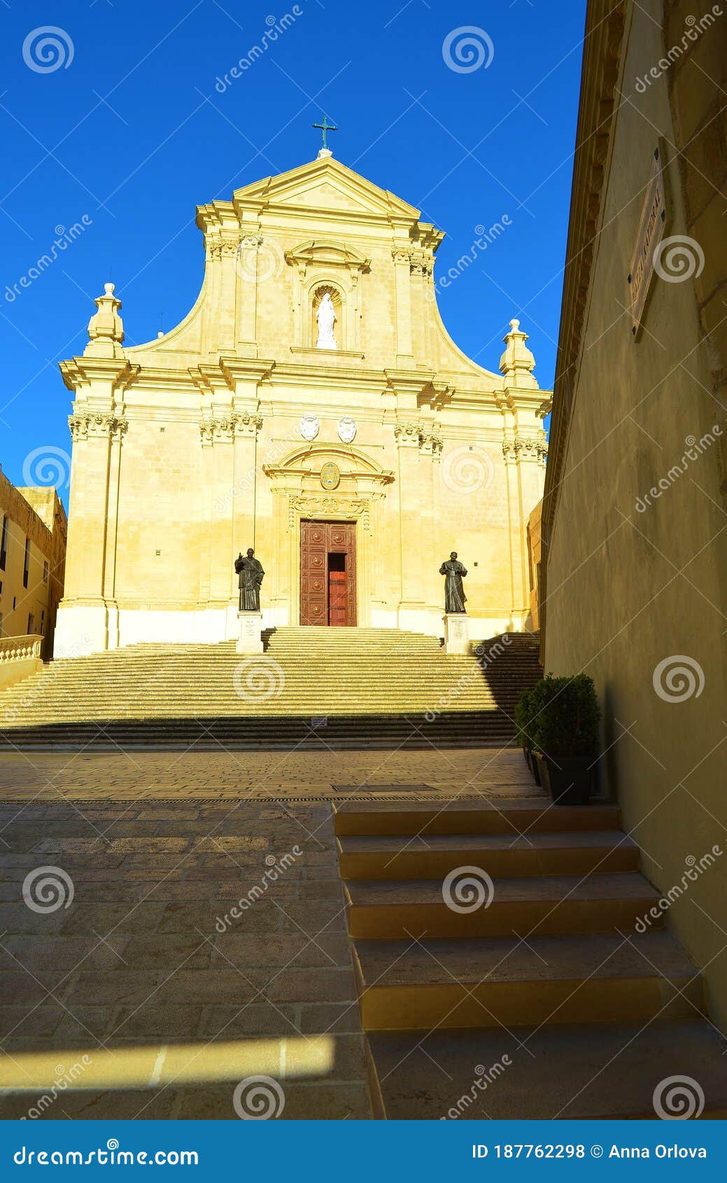 Ancient Gozo Island Architecture Stock Photo - Image of stone, church ...