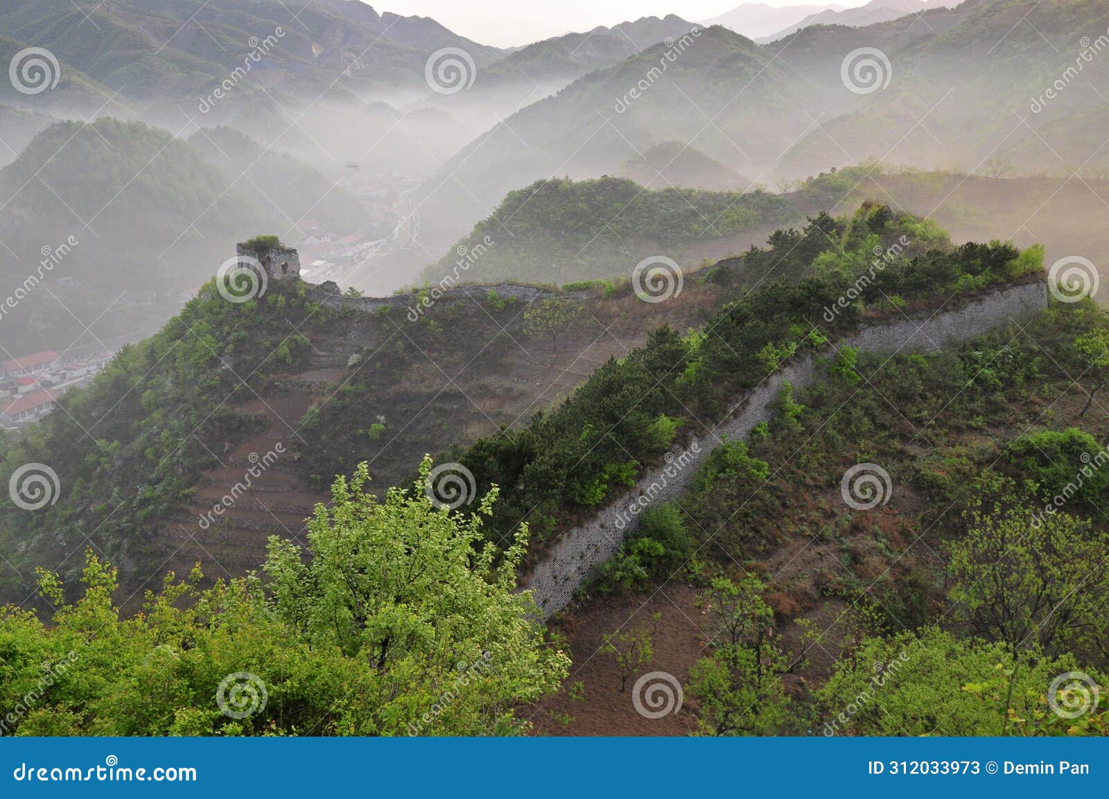 The Ancient Great Wall and the Early Morning Mist Stock Image - Image ...