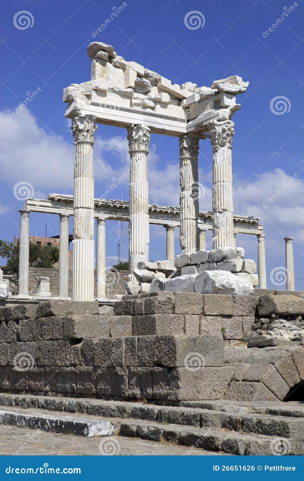 Ancient Greek City of Pergamon in Bergama, Turkey Stock Photo - Image ...