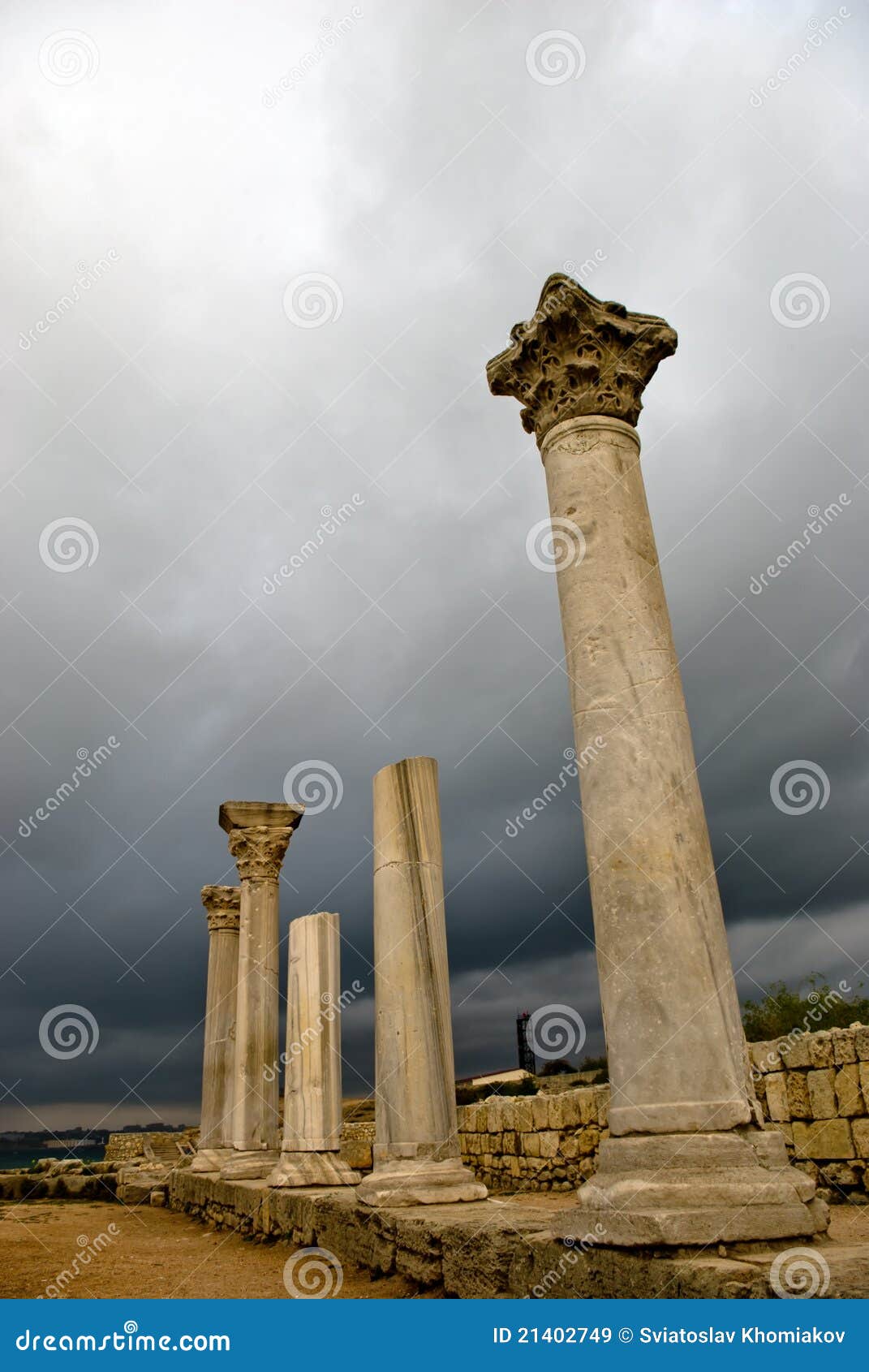 Ancient Greek columns stock image. Image of legal, religion - 21402749