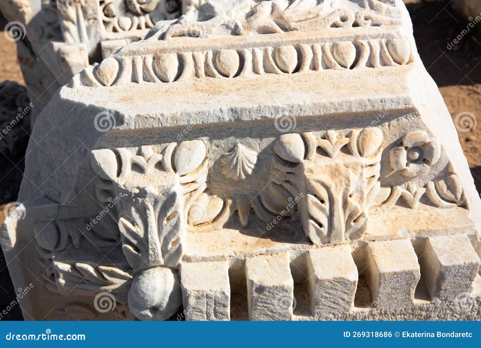 Ancient Greek Style, Curly Architectural Element, Repeating Pattern ...