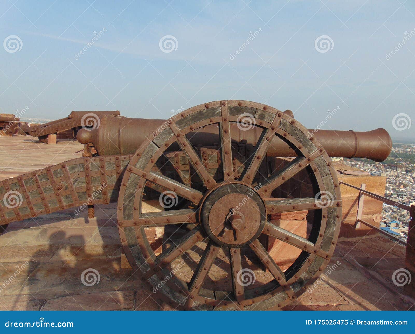 A Ancient gun stock image. Image of howser, dangerous - 175025475