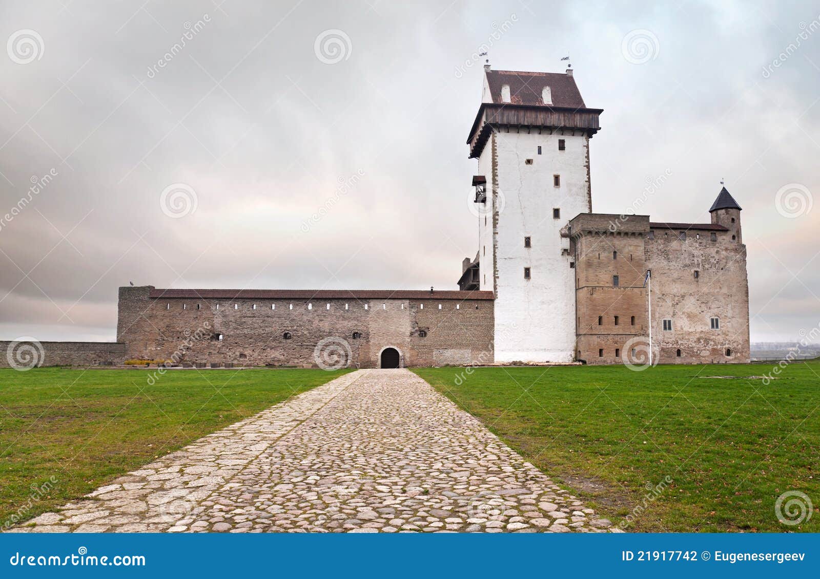 Ancient Herman Castle in Narva Stock Photo - Image of historic ...