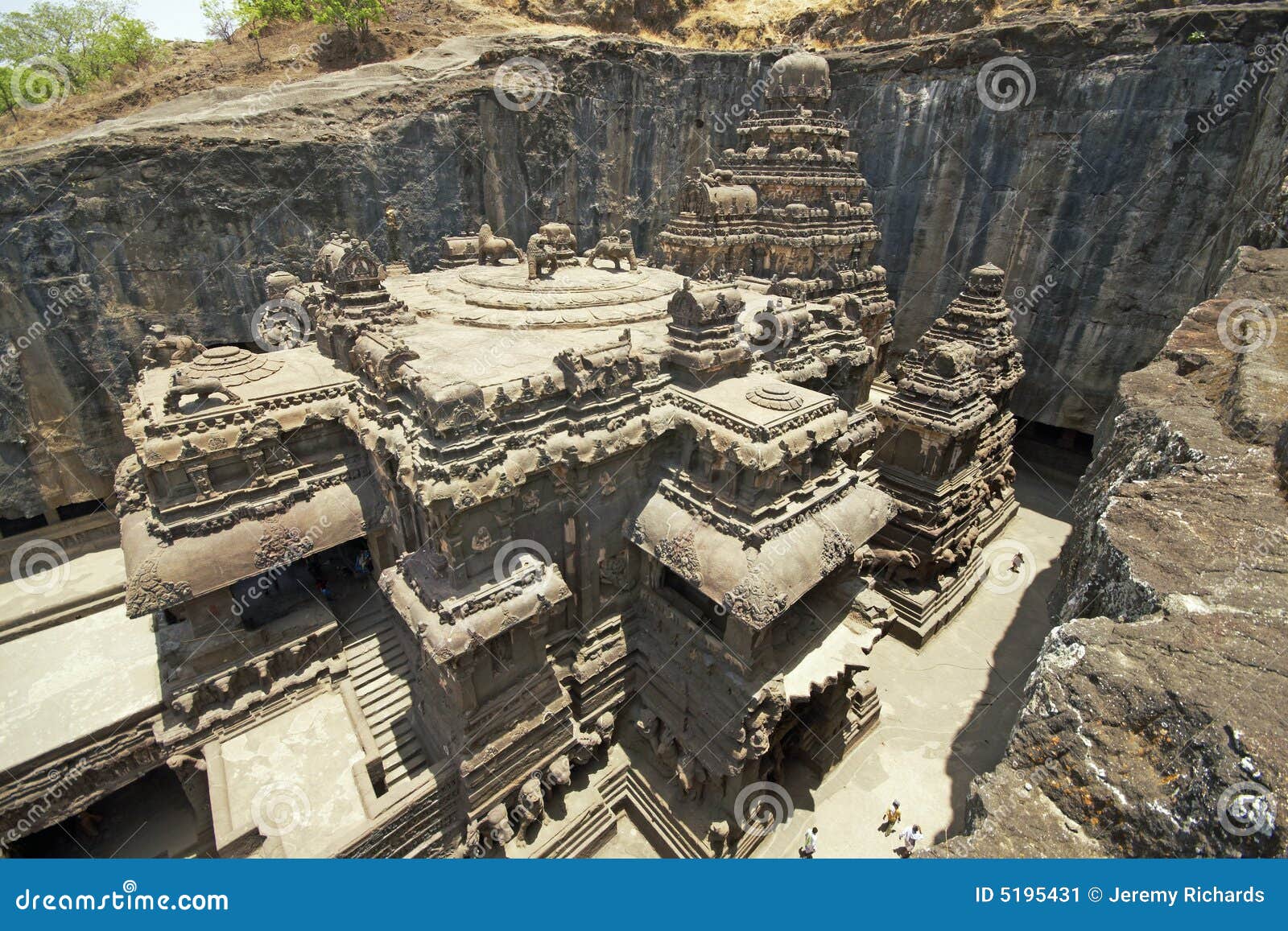 Ancient Hindu Rock Temple stock image. Image of aurangabad - 5195431