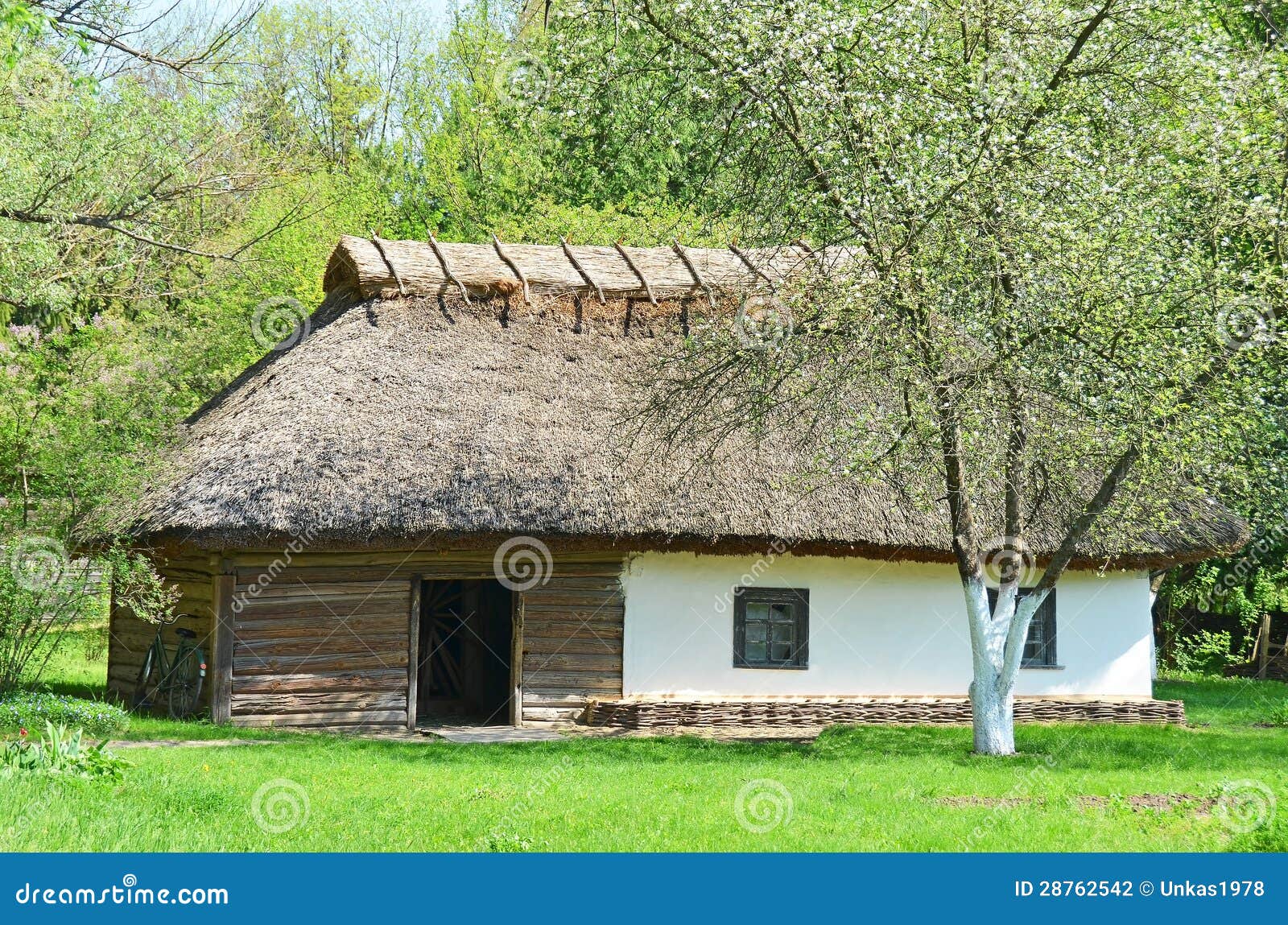 Ancient Hut with a Straw Roof Stock Photo - Image of facade, ancient ...