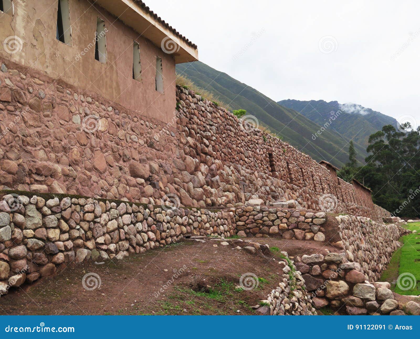 Ancient Inca Walls in Cusco Stock Image - Image of adventure, inca ...