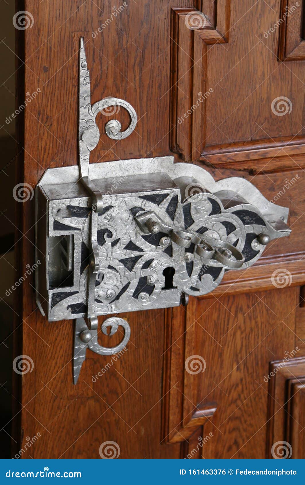 Ancient Keyhole in a Wooden Door Stock Photo - Image of security, lock ...