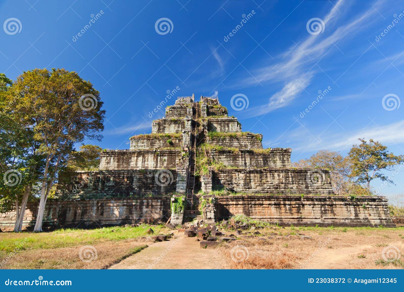 Ancient Khmer Pyramid in Koh Kher, Cambodia Stock Photo - Image of ...