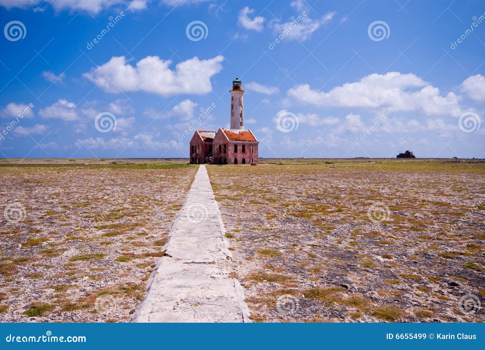 Ancient lighthouse ruin stock image. Image of nature, landscape - 6655499