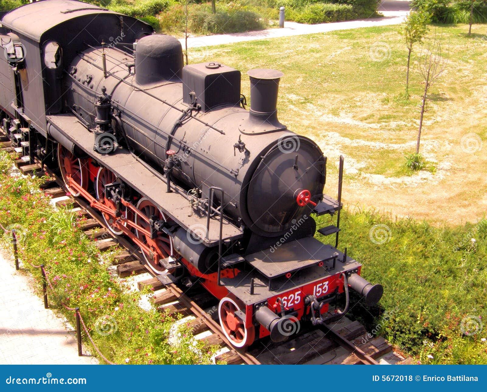 Ancient Locomotive stock photo. Image of tracks, track - 5672018