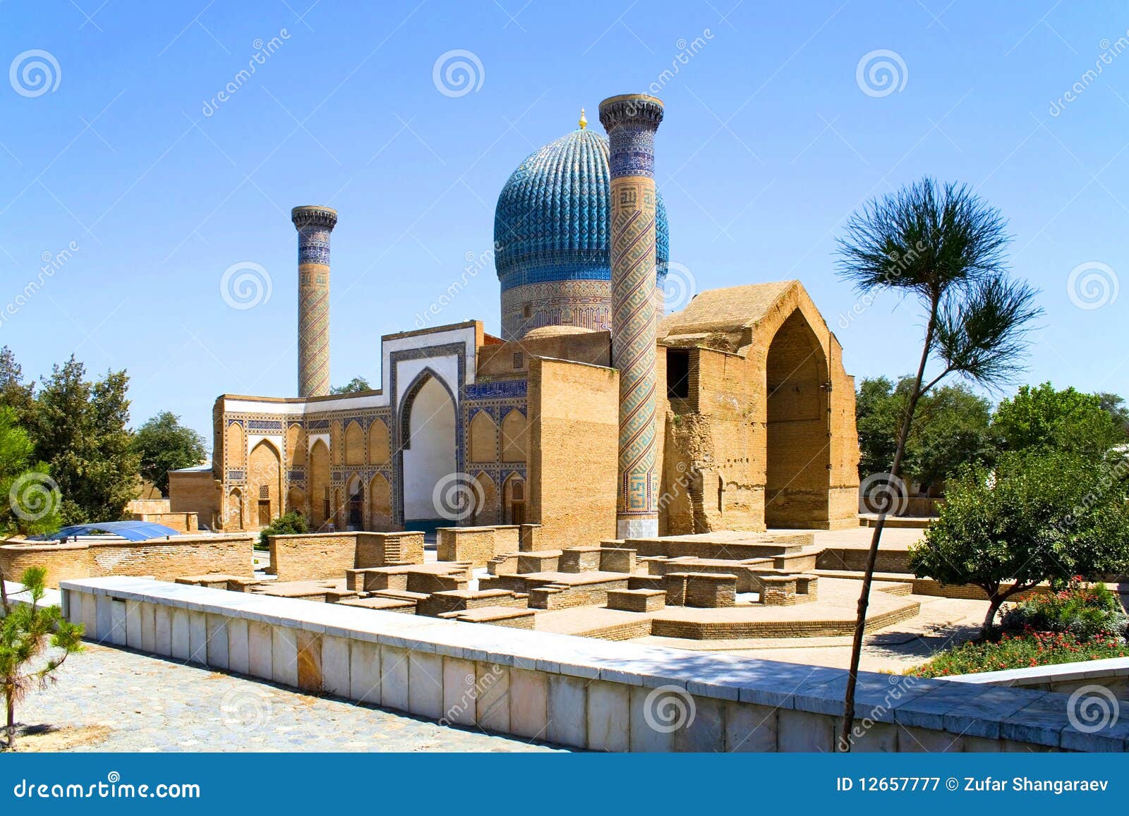 Ancient Mausoleum of Tamerlane in Samarkand Stock Image - Image of ...
