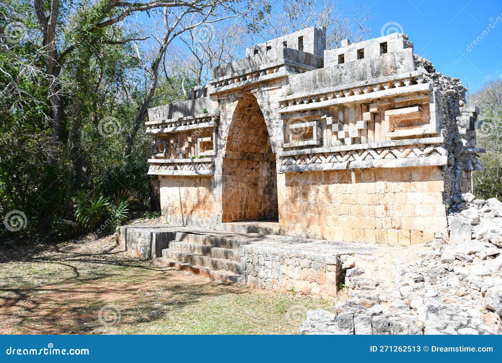 Ancient Mayan Arch at Labna Mayan Ruins, Yucatan, Mexico Stock Image ...