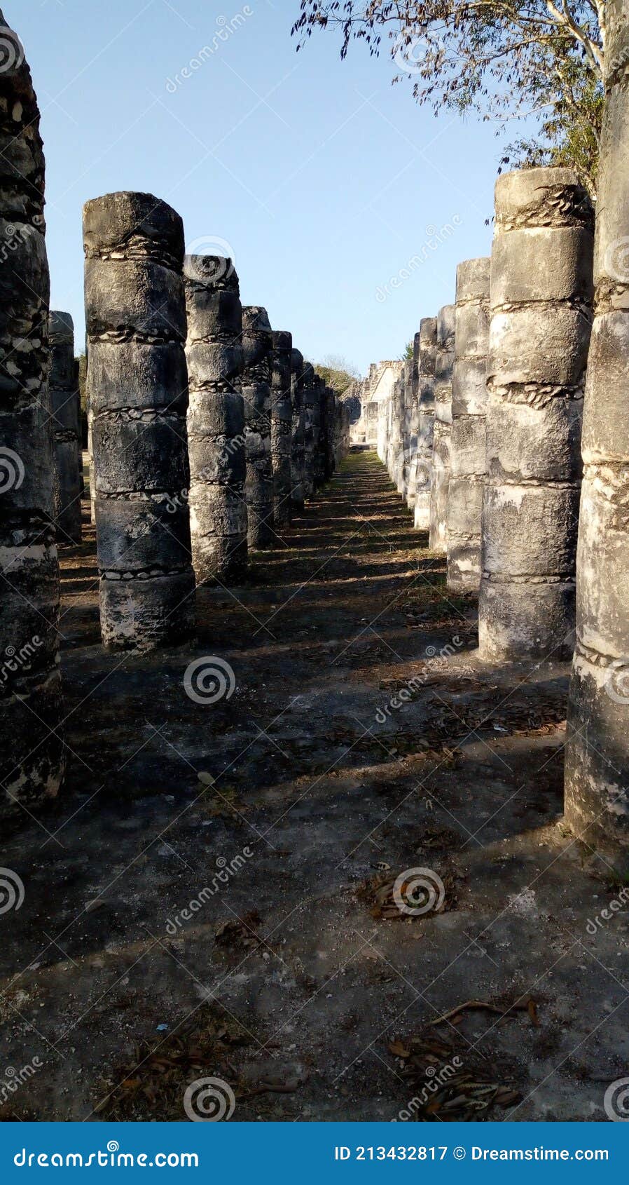 Ancient Mayan maze stock image. Image of maze, monument - 213432817
