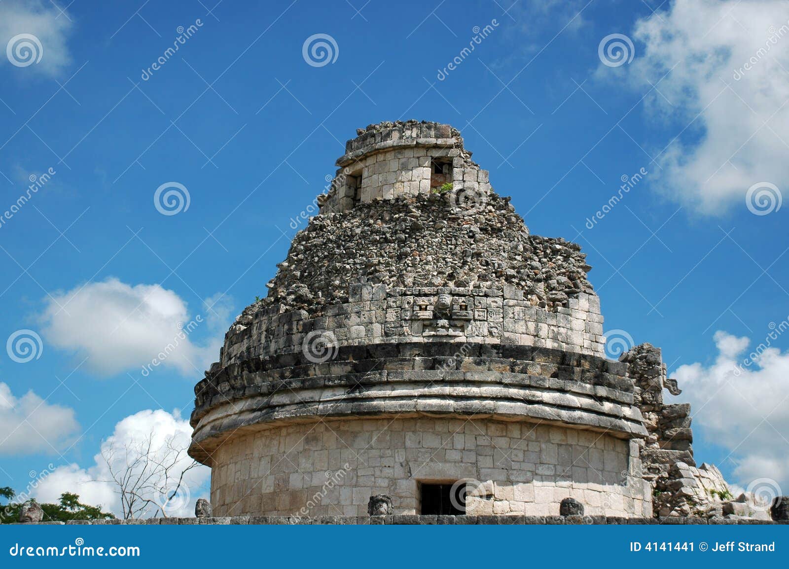 Mayan Observatory El Caracol At Chichen Itza In Mexico Royalty-Free ...