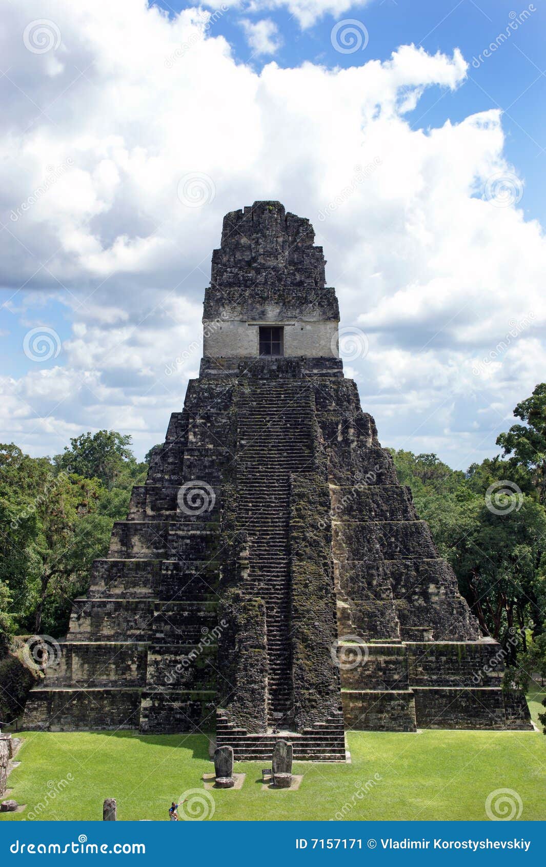 Ancient Mayan pyramid stock image. Image of ruins, building - 7157171