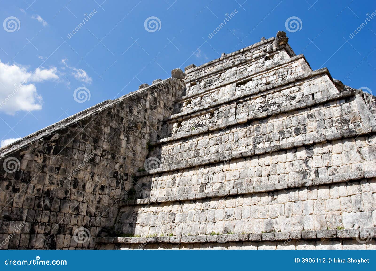 Ancient Mayan Pyramid Wall at Chichen Itza Stock Photo - Image of ruin ...